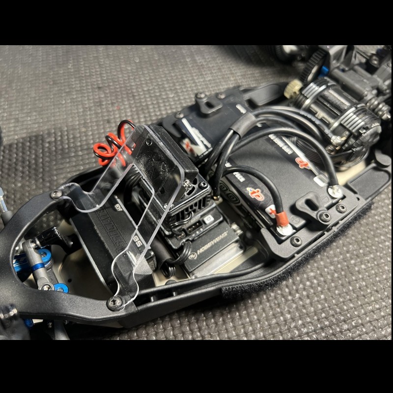 B7 2WD Team associated transponder mount